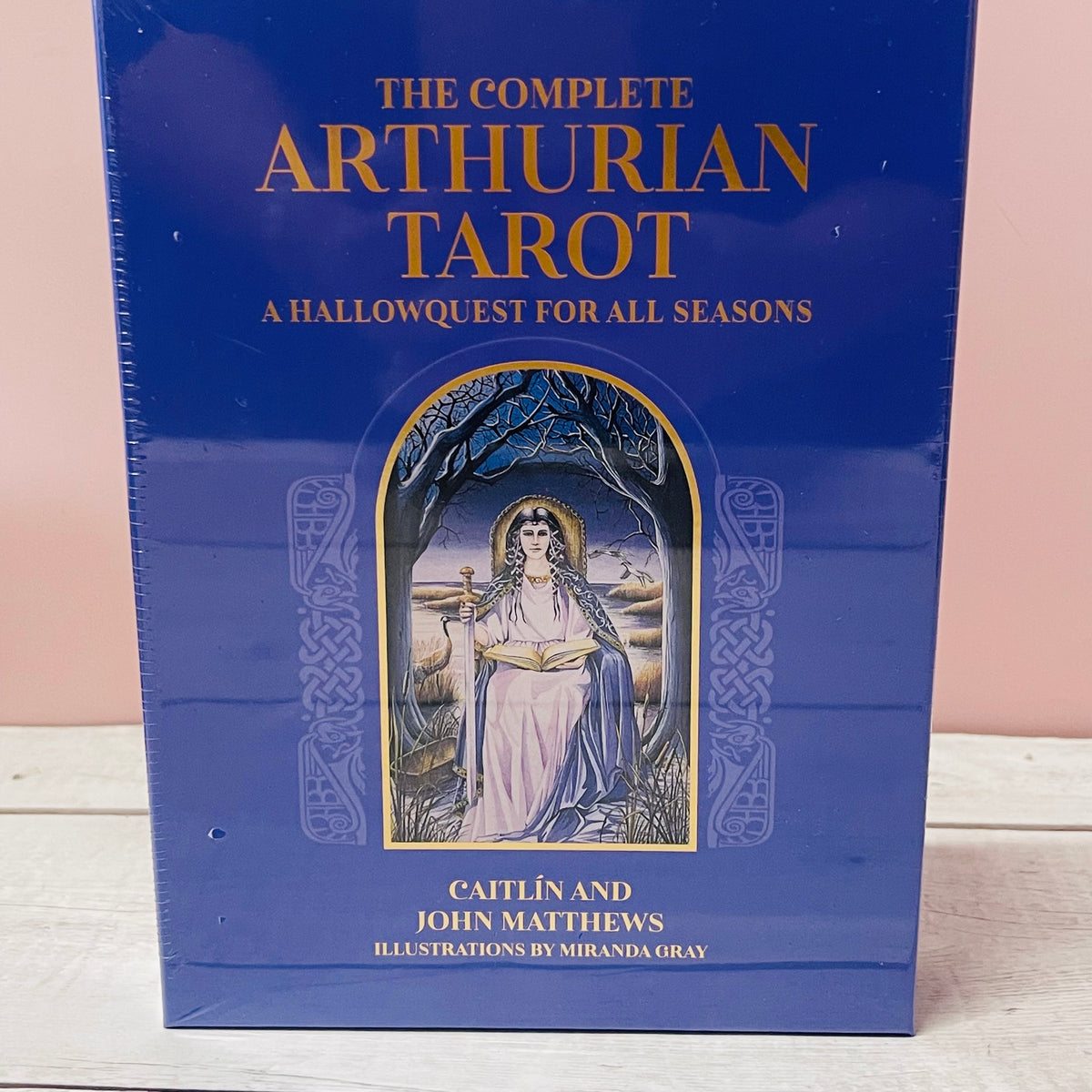Complete Arthurian Tarot, The: Includes classic deck with revised and ...